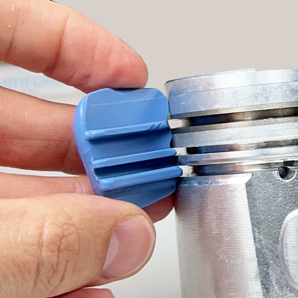 Plastiform M80 Lp - Manual Replicating Compounds